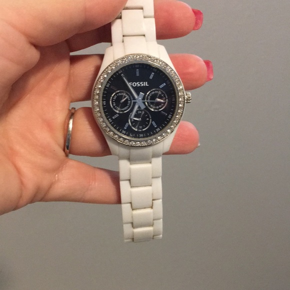 Fossil | Accessories | White Fossil Watch | Poshmark